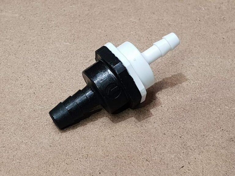 A422526 - Fuel Tank Check Valve - Avant Equipment