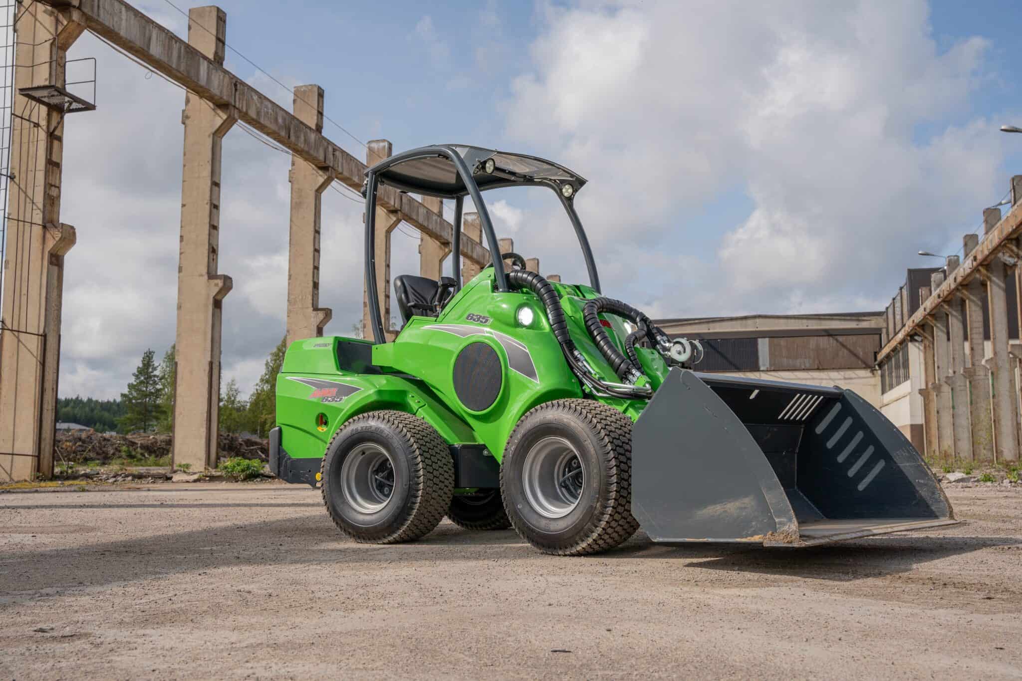 New Release Avant Mini Loaders | Avant Equipment